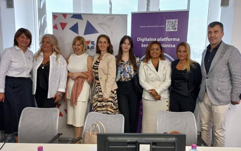 Poverenica na predstavljanju digitalne platforme „Osnažene“ • Poverenik ...